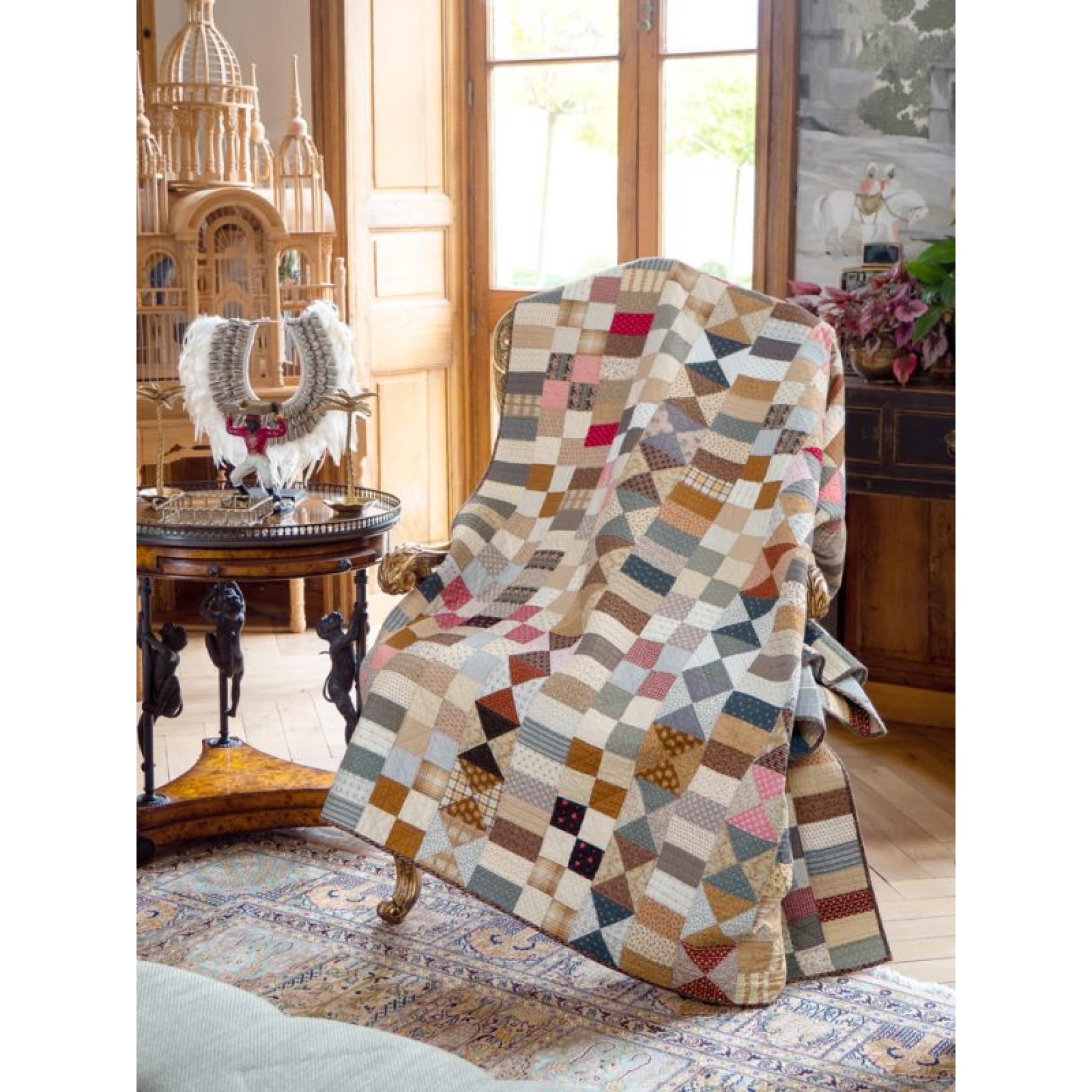 NEW -HISTOIRES DE FAMILLE | The Running Chicken